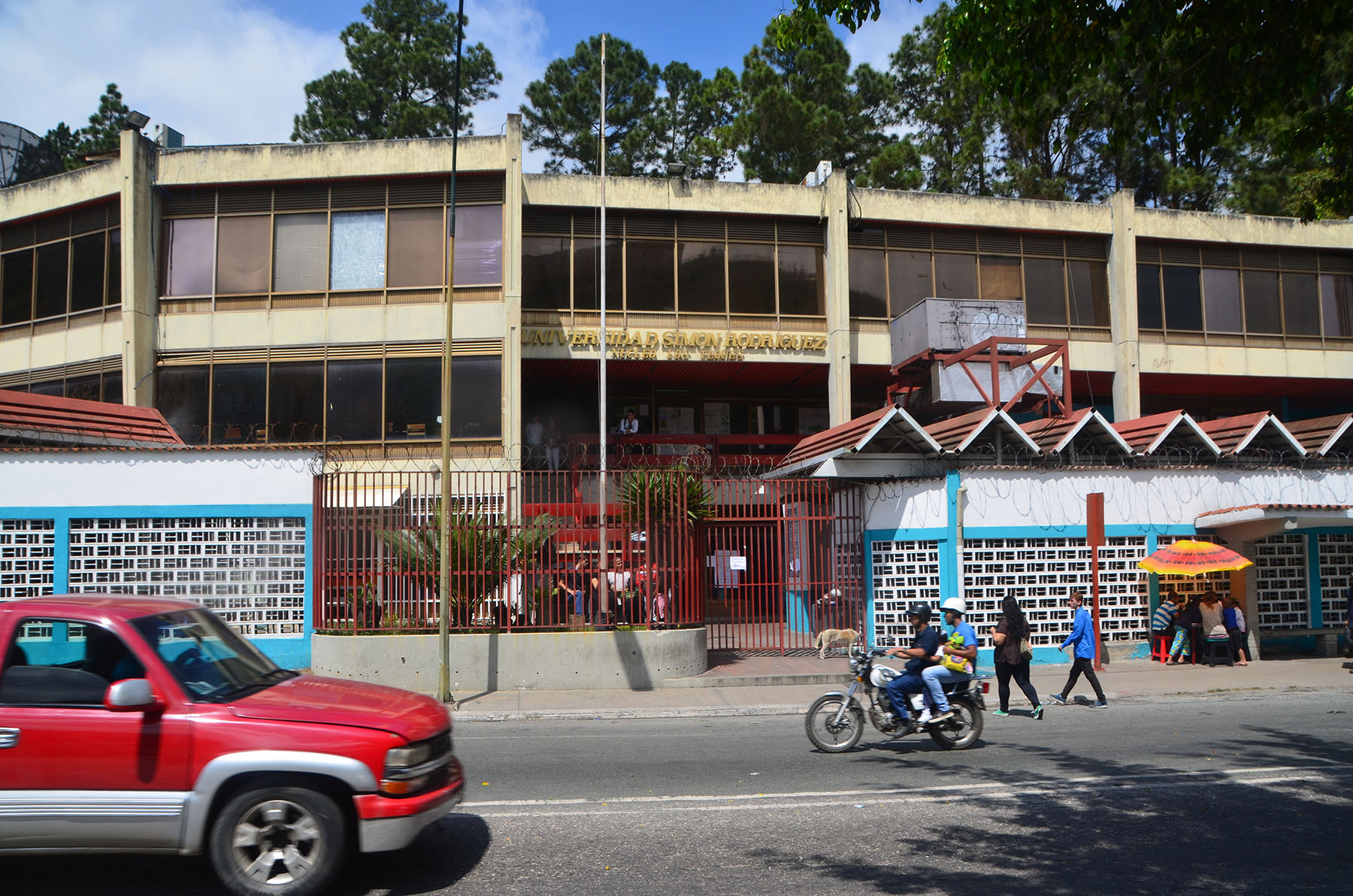 Unesr cuenta con nuevo centro de estudiantes - Diario Avance