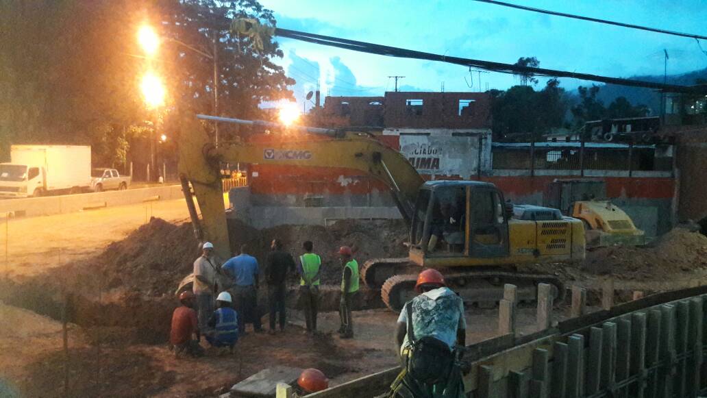 A toda mecha trabajos en bajada de El Tambor - Diario Avance