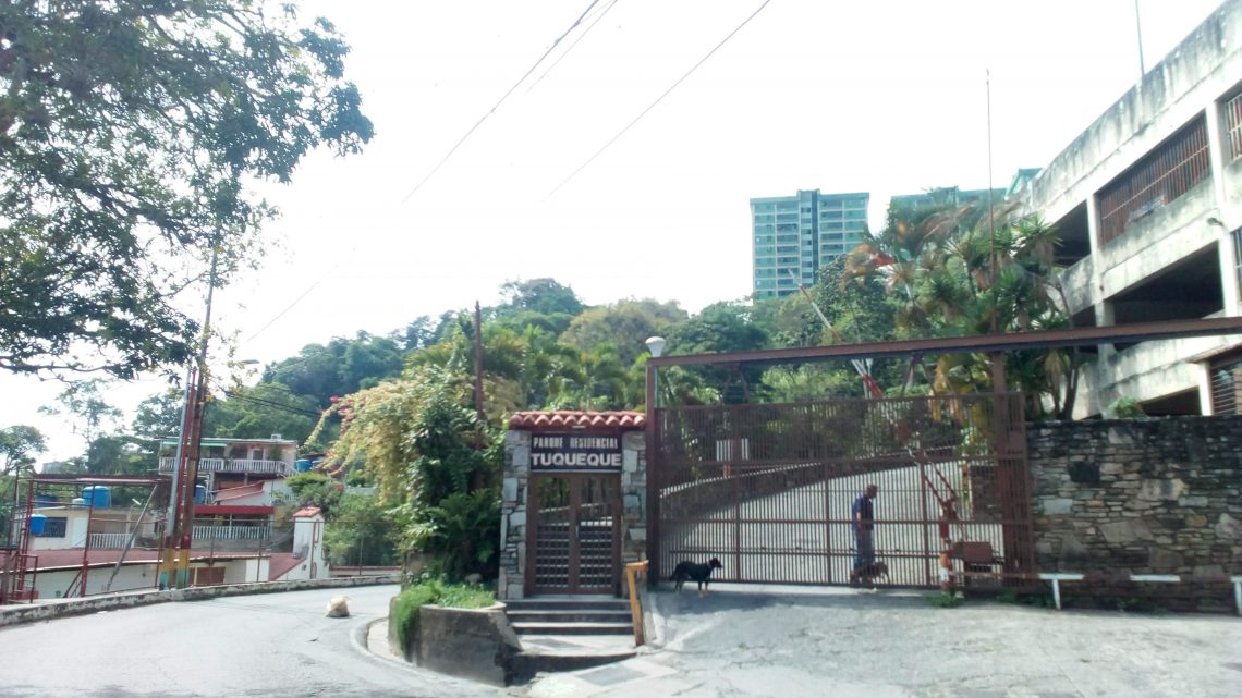 La luz se va tres veces al día en residencias Tuqueque - Diario Avance