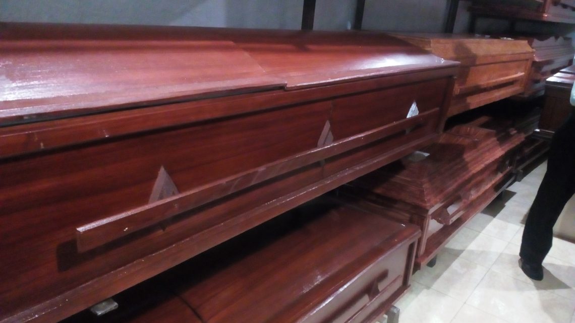 Un plan básico funerario se ubica en 200 dólares - Diario Avance