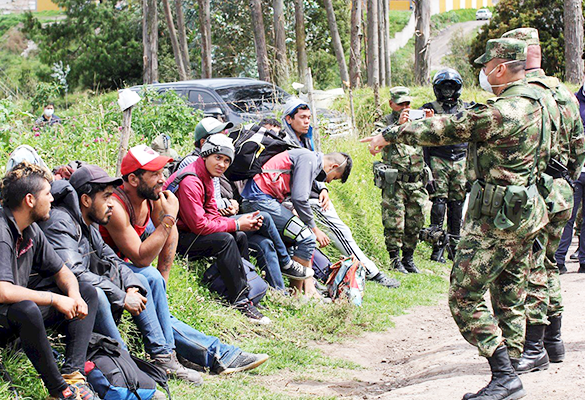 Migrantes en Ecuador claman por regresar al país - Diario Avance